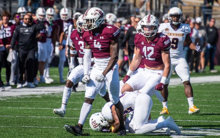 Veteran Southern Illinois DB P.J. Jules continues learning, growing ...