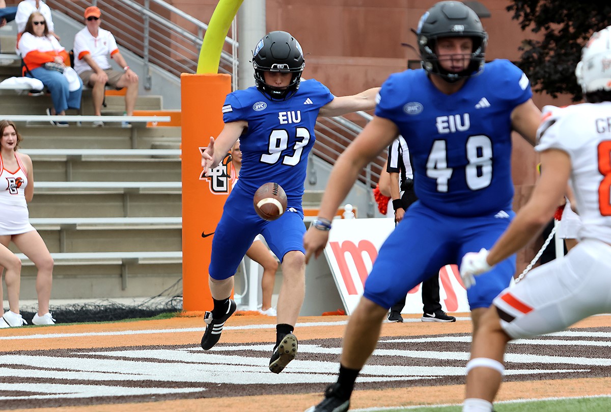Moving the Chains with … Eastern Illinois punter Jacob Horvath ...